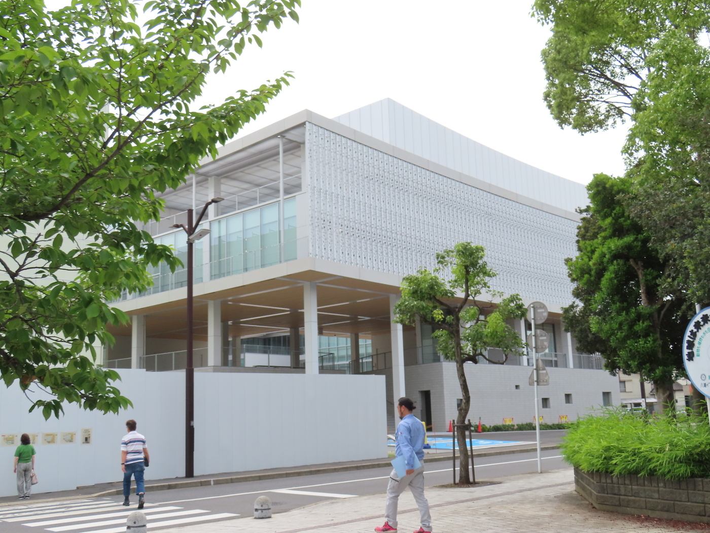 新しい市役所: 砂時計